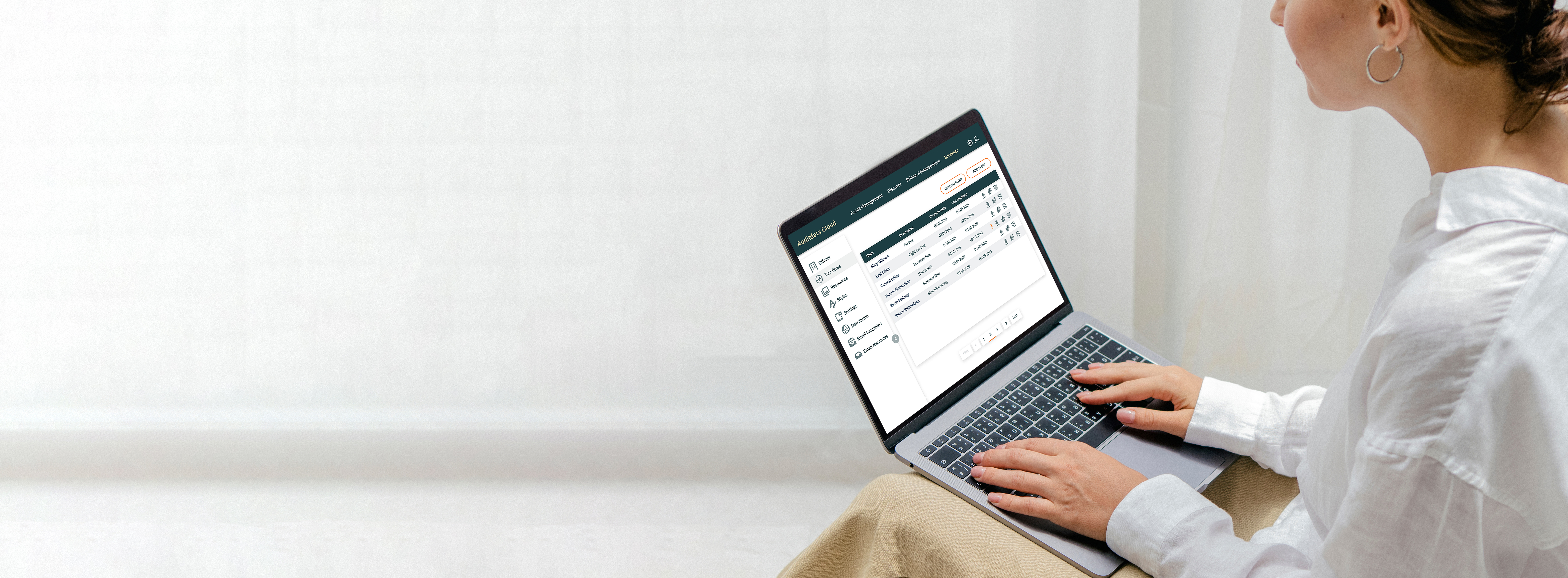 Hearing screener offering several testing protocols - Auditdata Engage ...